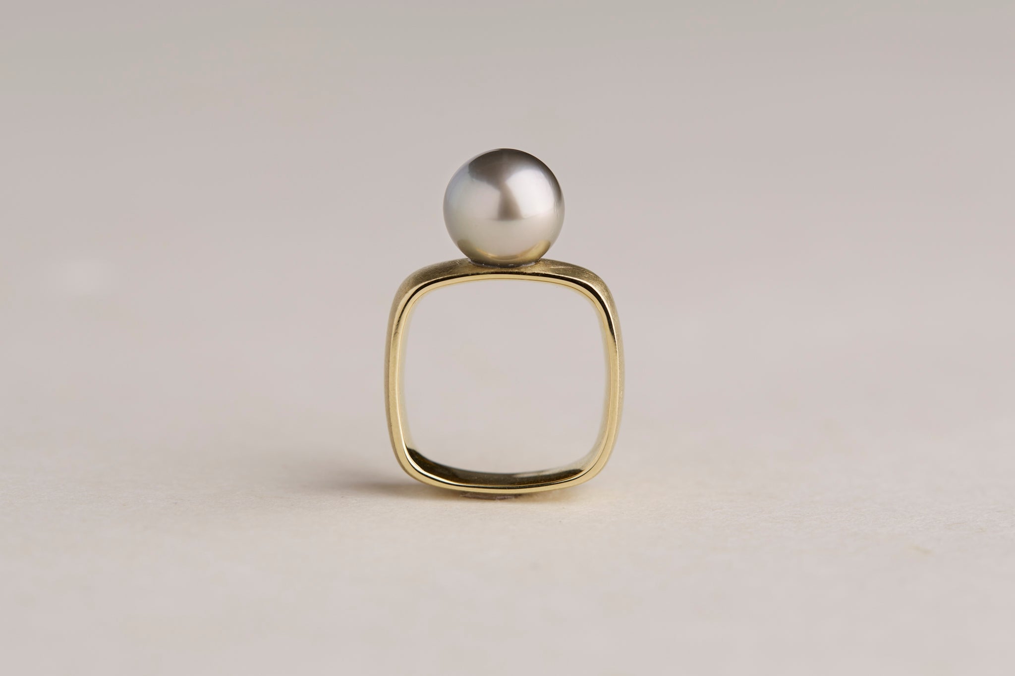 Syami ring + tahiti pearl – Ryui intl.
