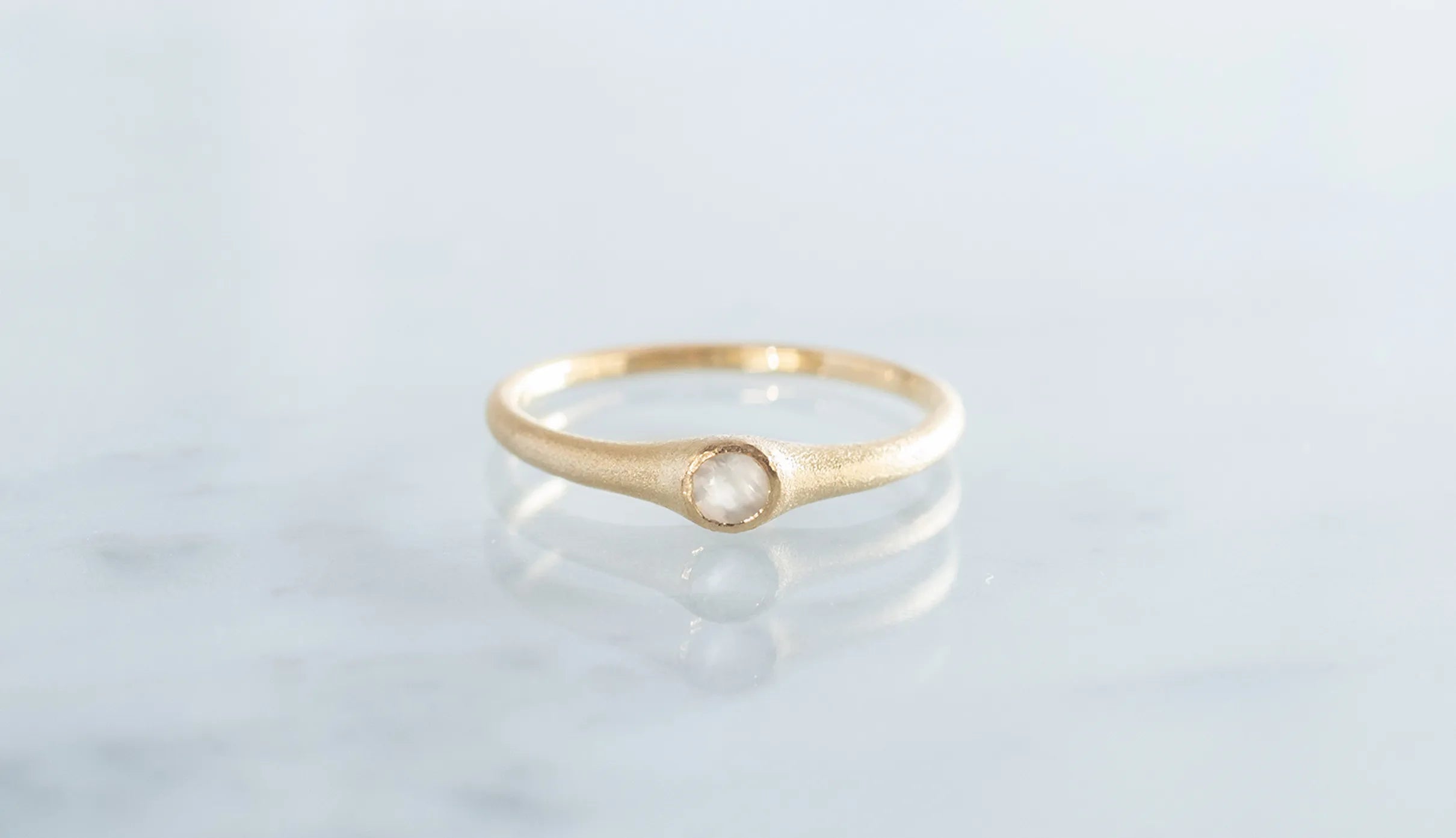 [6月誕生石] Cradle リング+ムーンストーン – Ryui intl.