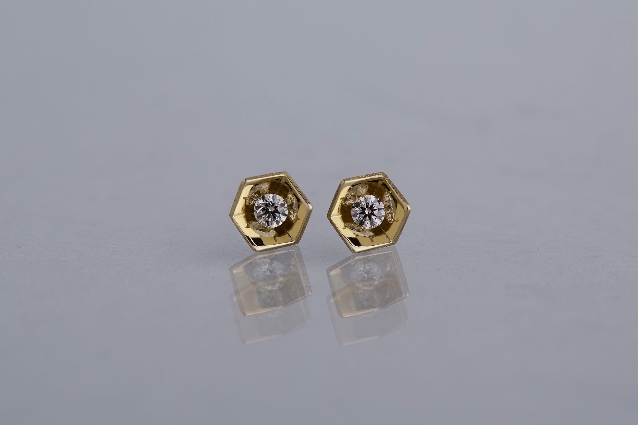Destination +diamond earrings " M " – Ryui intl.