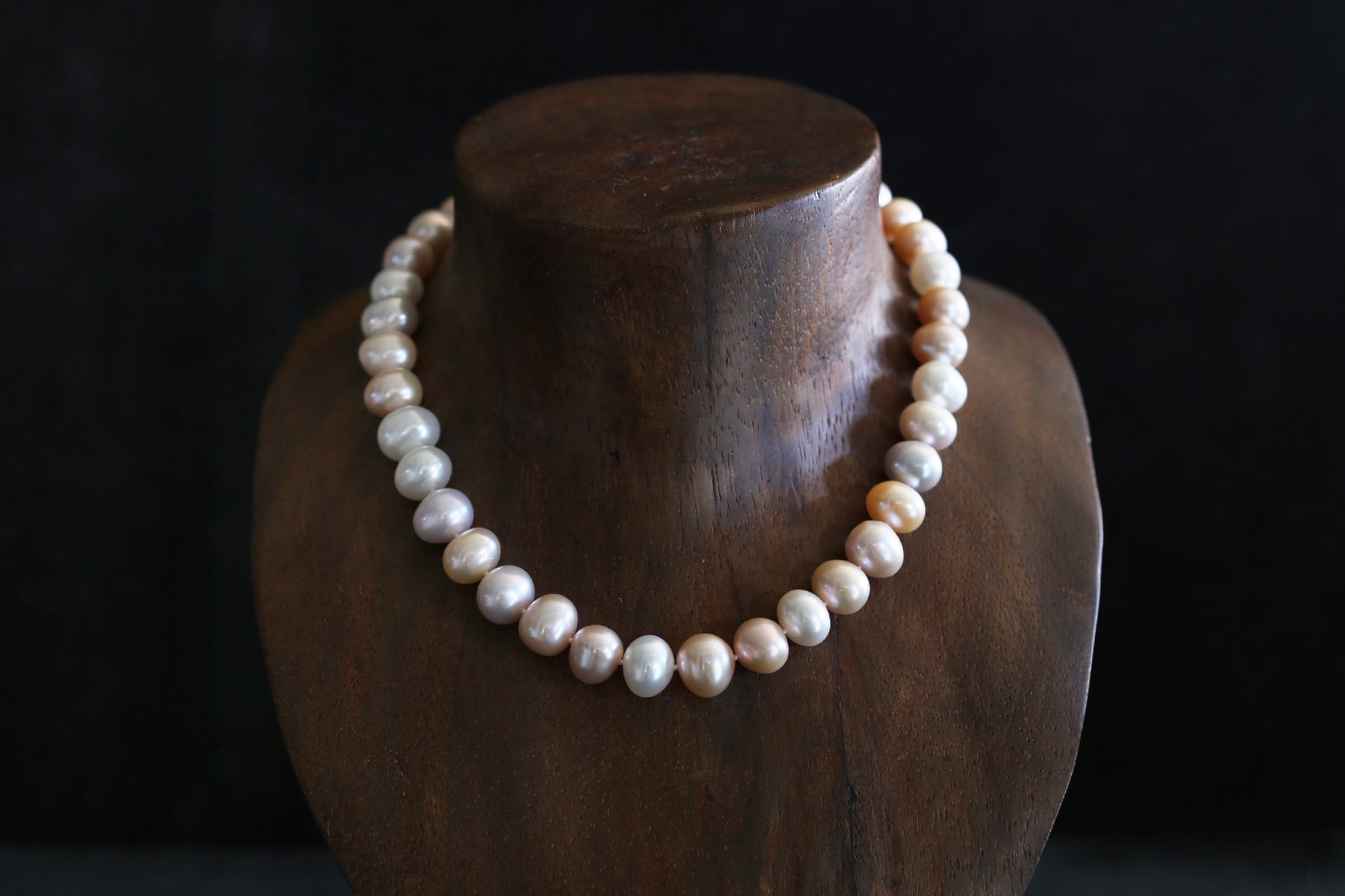 Multi color pearl necklace / special – Ryui intl.