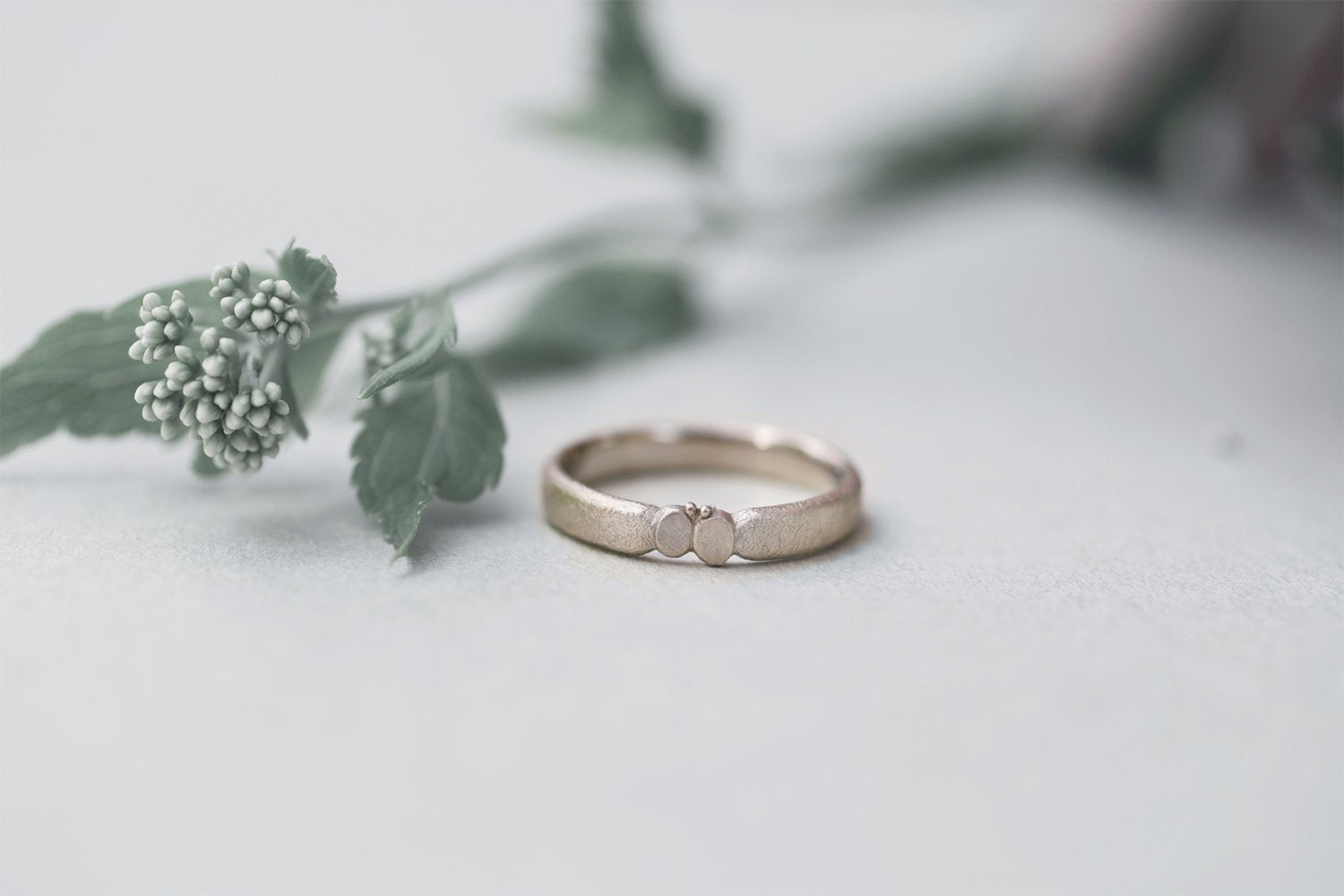 minä perhonen & Ryui "breeze" – Ryui intl.