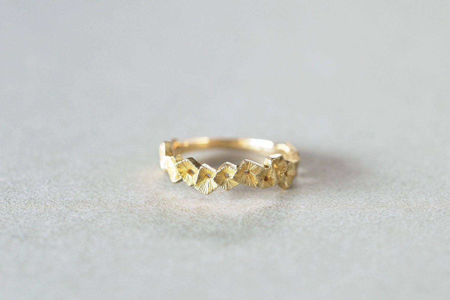 Akiraka ring / K18 – Ryui intl.