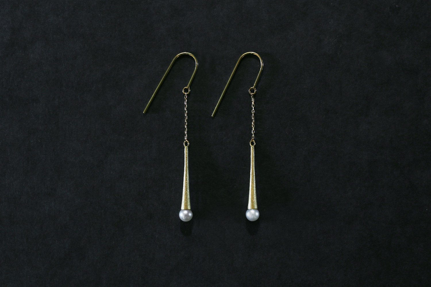 Raindrop pearl earrings / K18 – Ryui intl.